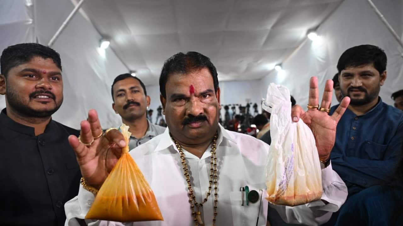 Who is Sanjay Gaikwad? Shinde Sena MLA who assaulted canteen staffer ...