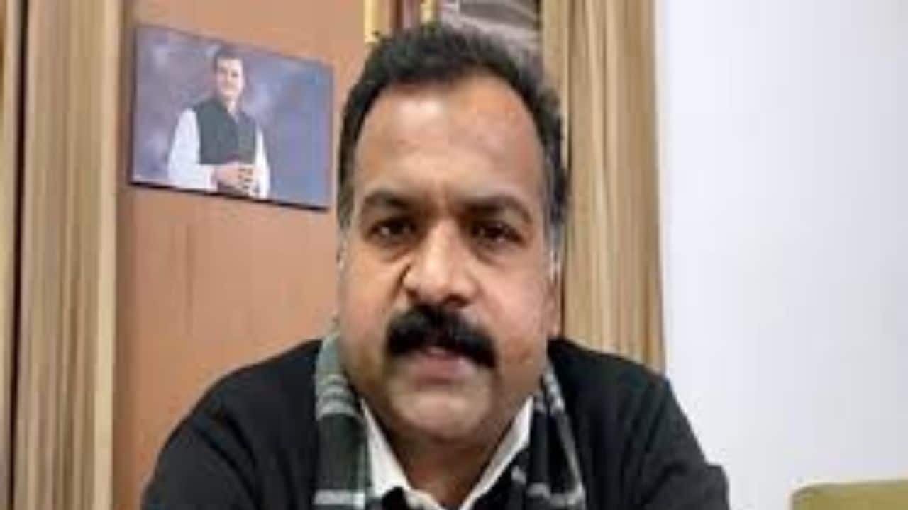 'Repeating BJP word for word': Manickam Tagore hits out at Shashi ...
