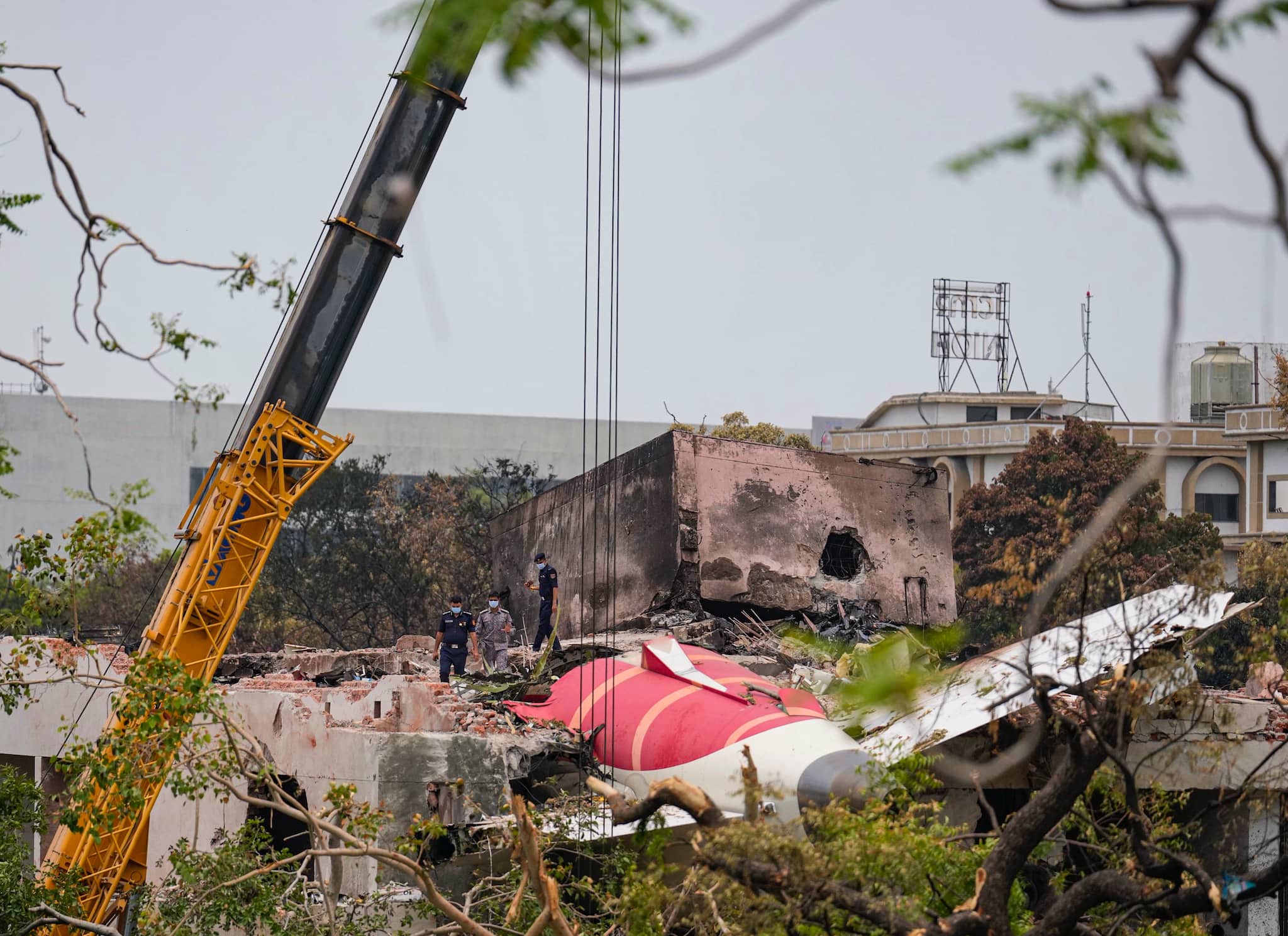 Sudden engine shutdown, pilots' confusion: What Air India plane crash ...