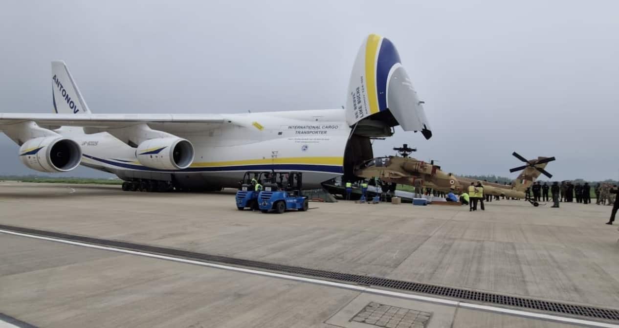 'Milestone moment' for Army as first batch of Apache helicopters arrive ...