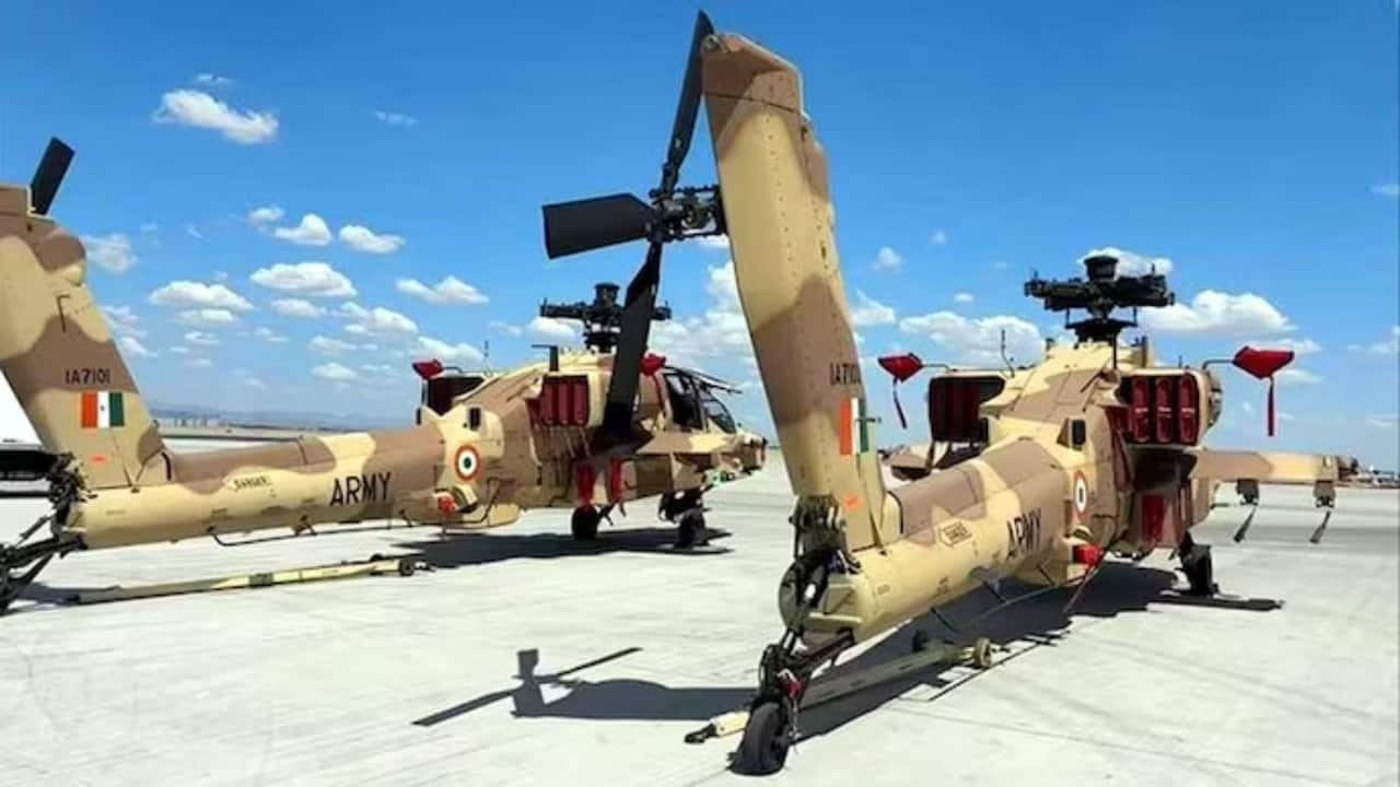 'Milestone moment' for Army as first batch of Apache helicopters arrive in India | In pics ...