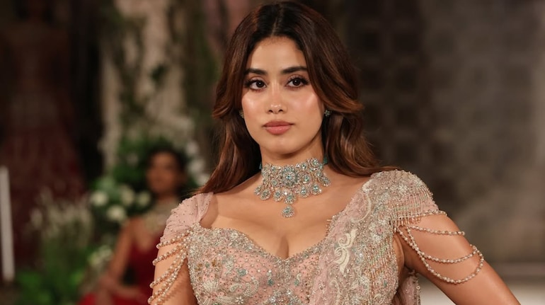 Janhvi Kapoor in talks for creature horror movie with Tumbbad director ...