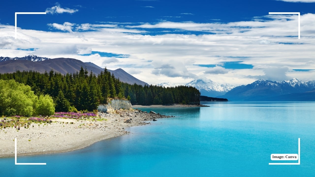 12 beautiful lakes with mountain backdrops that look like nature’s ...