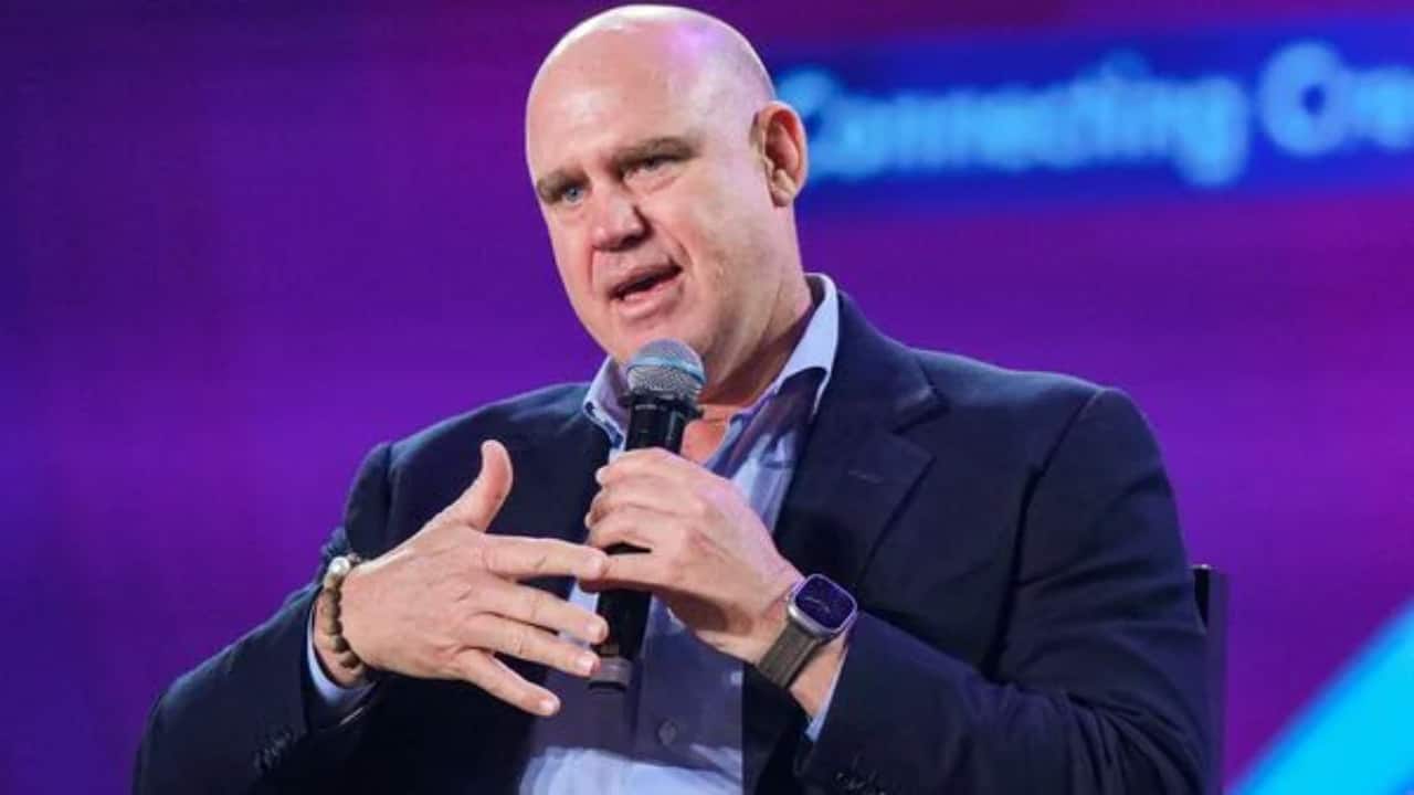 'Security came, dropped my mic midsentence': Matthew Hayden recalls ...