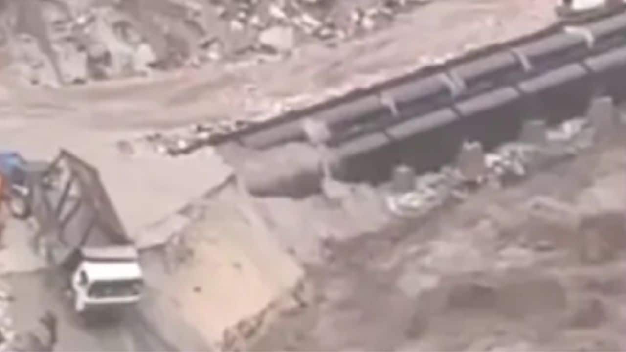 Vehicles swept away as dam collapses in Himachal after heavy rainfall ...