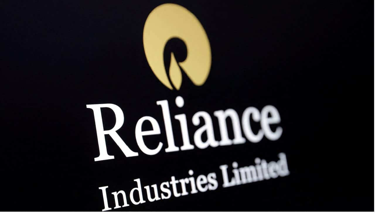 RIL annual report: Reliance says tariff risks may weigh on demand ...