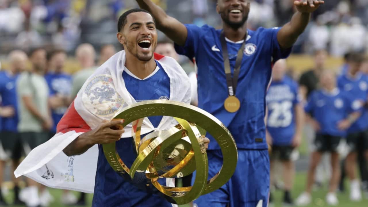 Chelsea defender Levi Colwill out of action with ACL injury