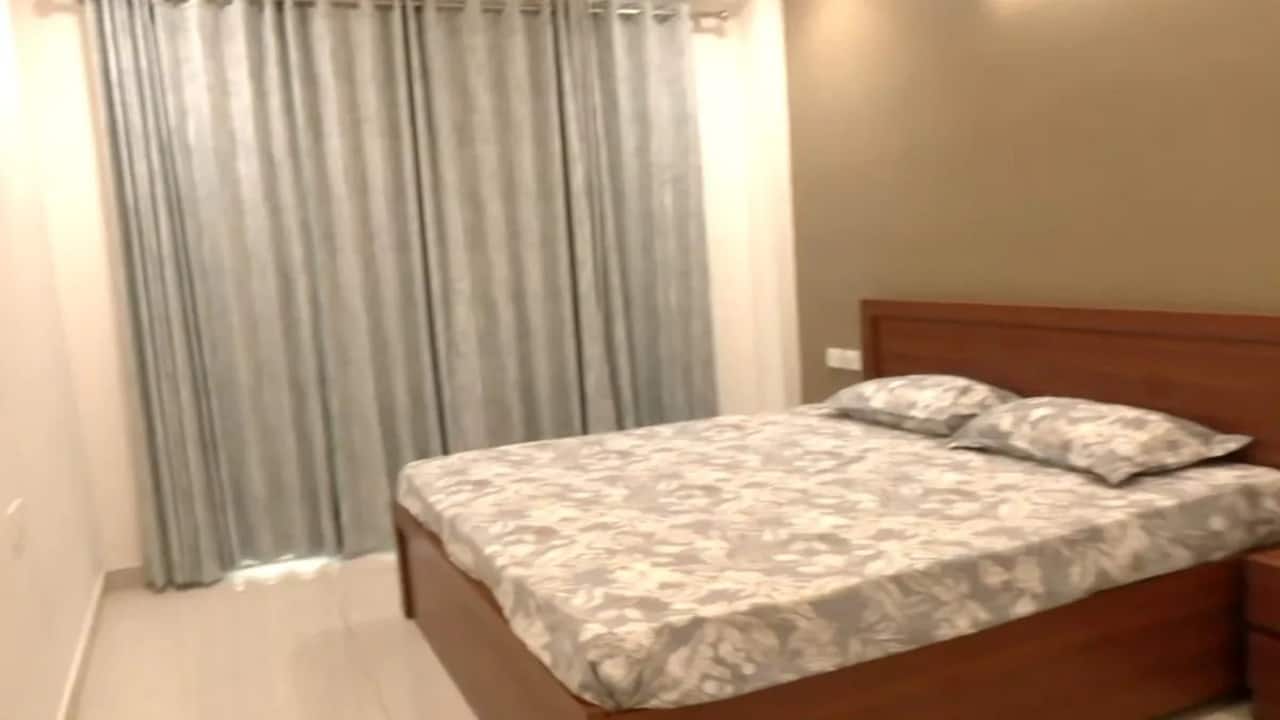 Family lounge, 5 bedrooms, plush facilities: See inside pics of new ...