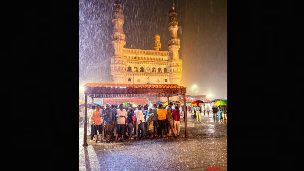 Telangana heavy rain warning: Hyderabad on alert, 5 districts under red ...