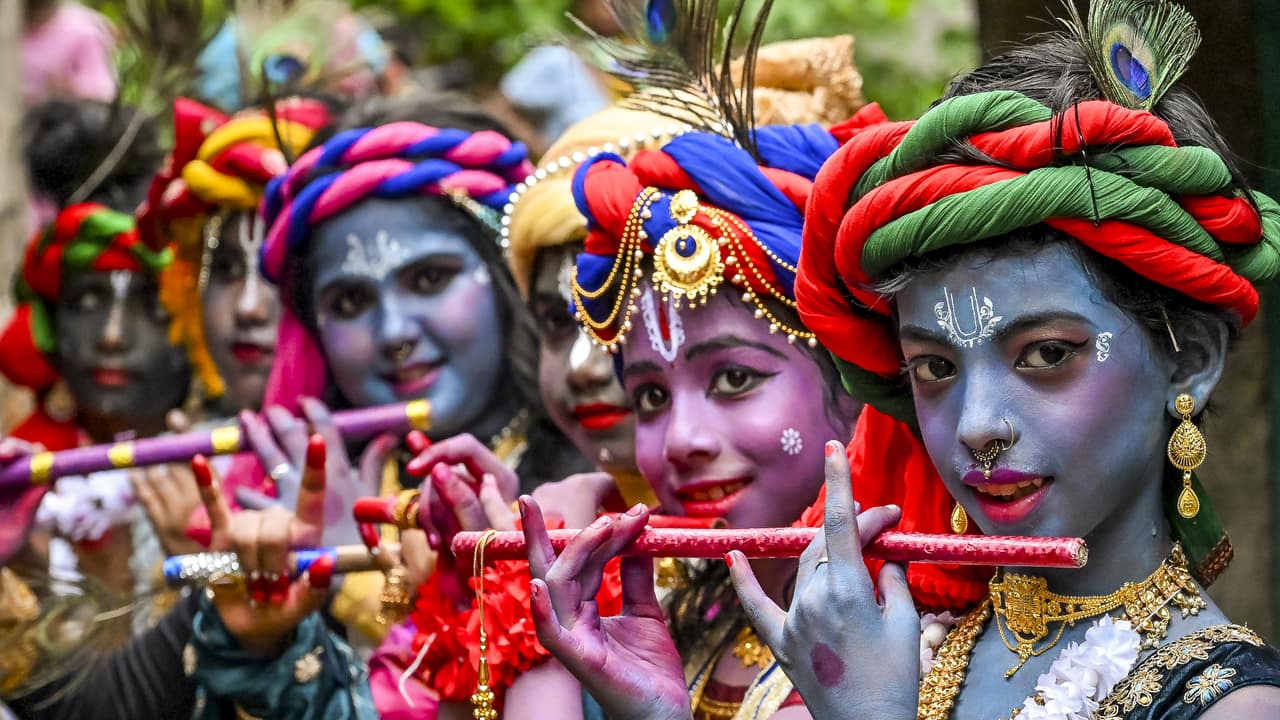 India marks Krishna Janmashtami with joyful Dahi Handi celebrations ...
