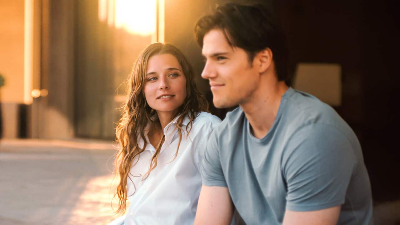 Fall for Me Movie Review: Netflix strikes again with another hollow ...