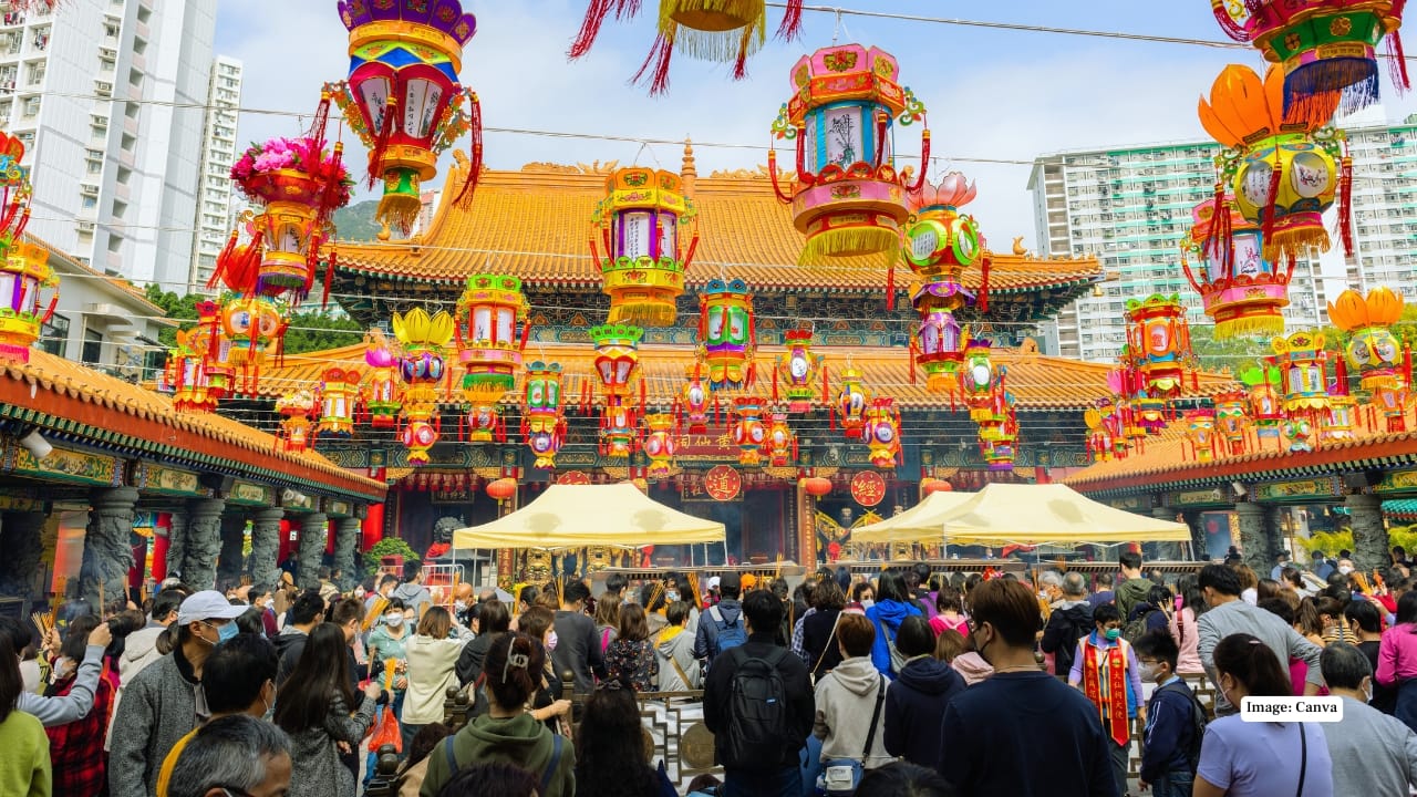 10 overcrowded tourist destinations in the world you might want to ...