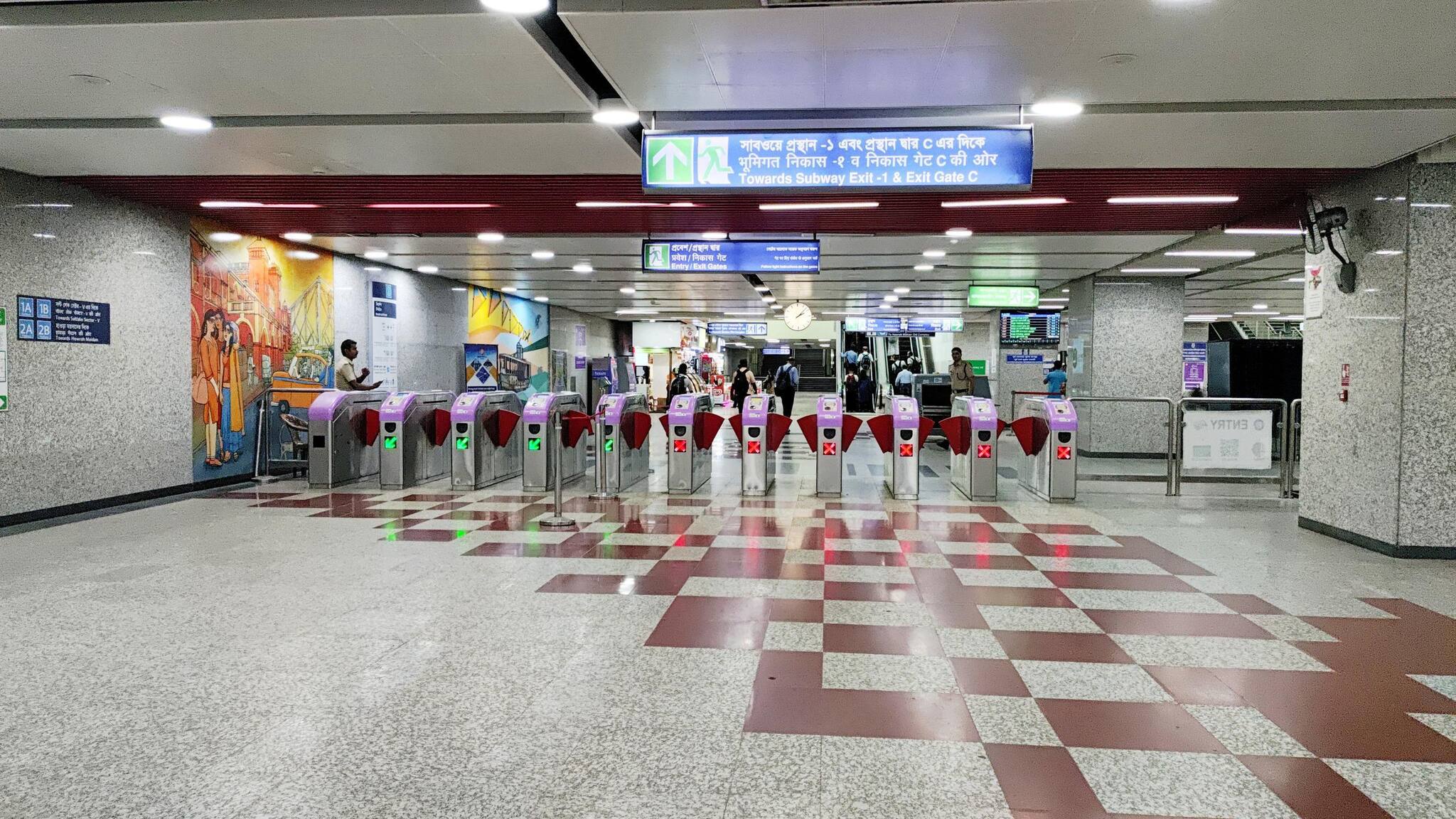 In Pics: PM Modi inaugurates three new metro lines in Kolkata ...
