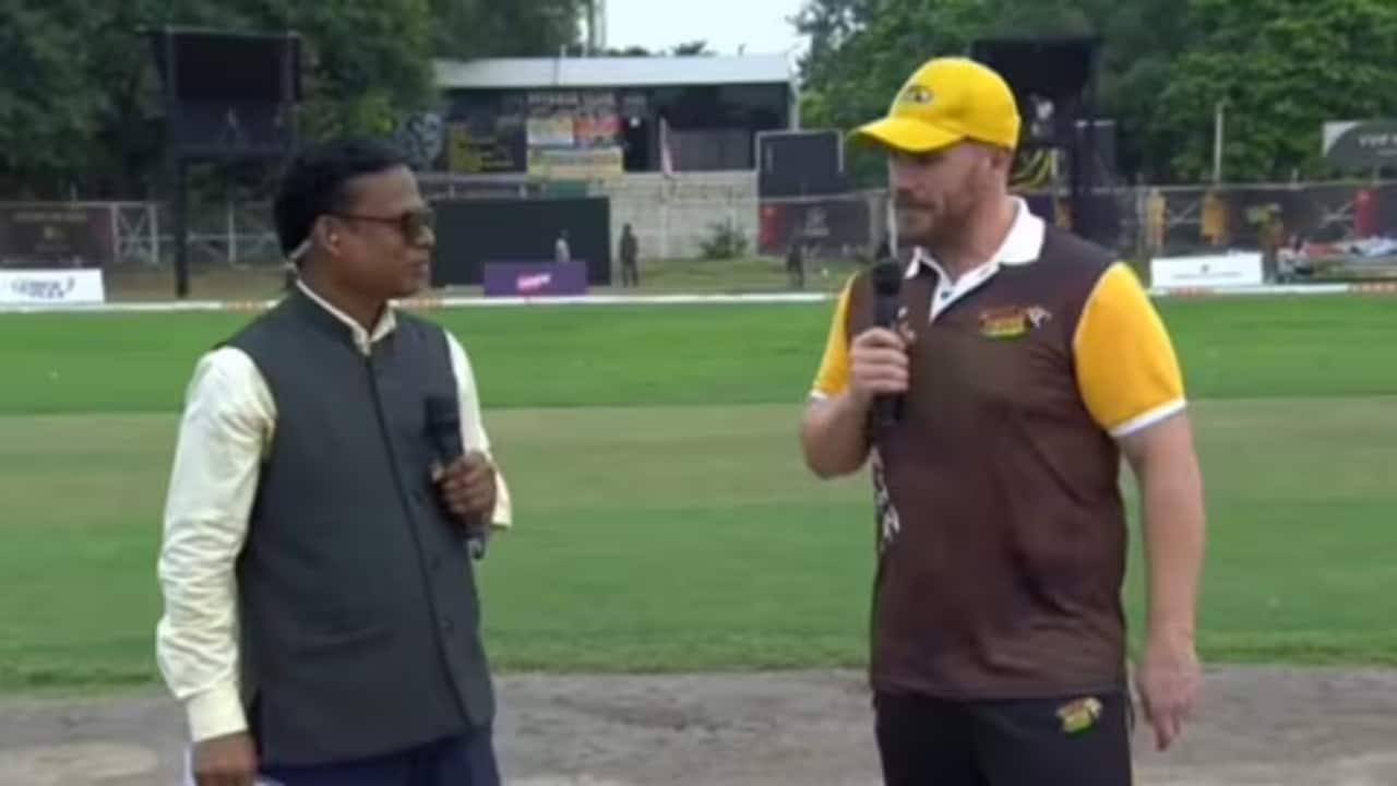 Aaron Finch's viral video in Jaipur's T10 league becomes meme fest ...