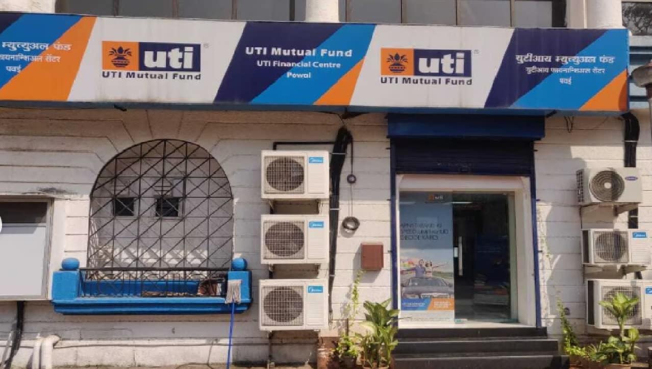 UTI AMC announces leadership transition, stock trades in green