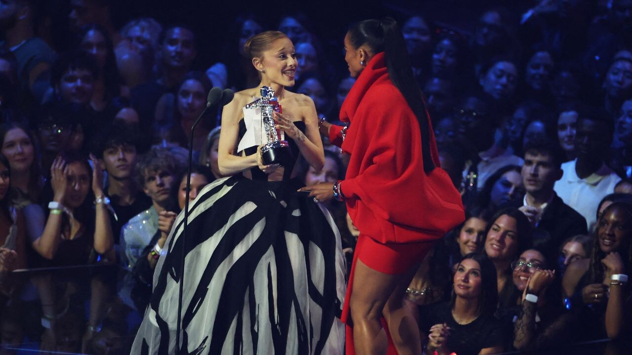 PICS: Most memorable moments of 2025 MTV VMAs | Moneycontrol News