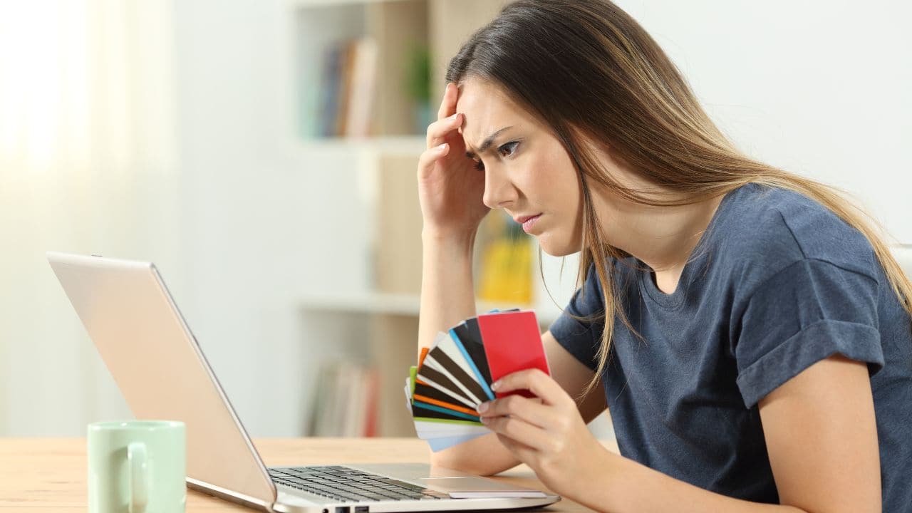 Multiple credit cards and your credit score: The pros and cons?
