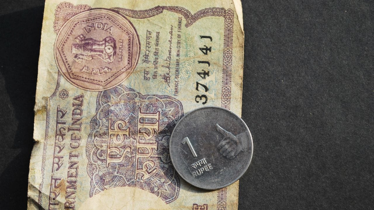 How to exchange damaged or torn currency notes at banks in India ...