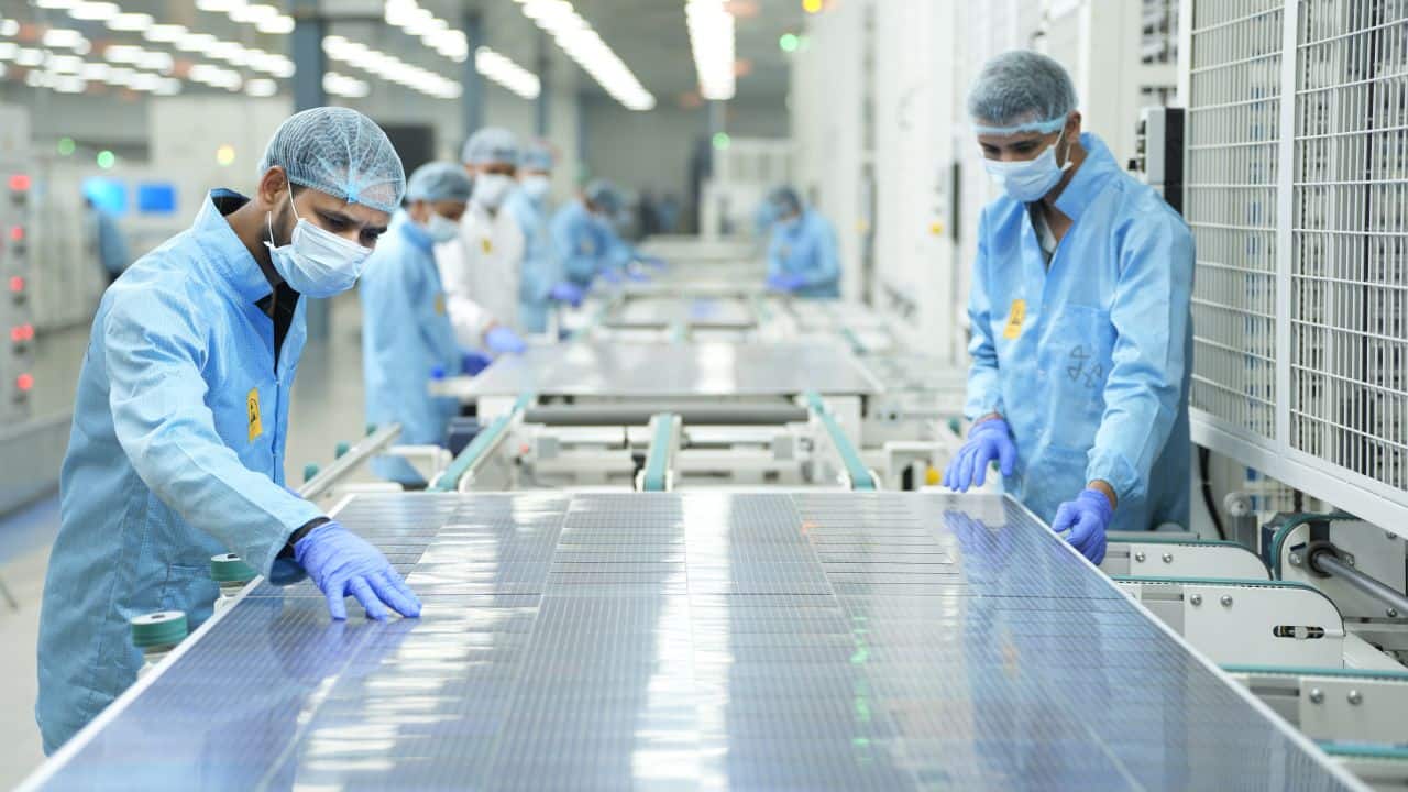 Saatvik Green Energy mops up over Rs 269 crore via anchor book ahead of ...