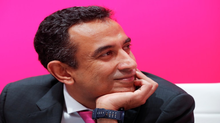 IIM Ahmedabad alumnus Srini Gopalan to take over as T-Mobile CEO