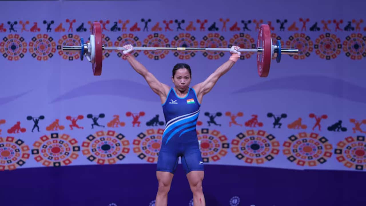 Mirabai Chanu wins silver at World Championships