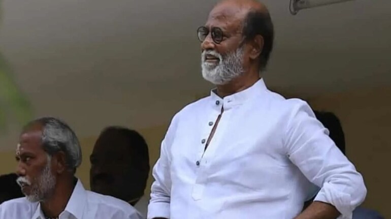 Rajinikanth greets fans outside his home with a filmy New Year wish ...