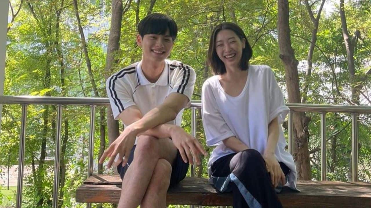 Bon Appétit, Your Majesty star Lee Chae Min stands by Ryu Da In amid ...