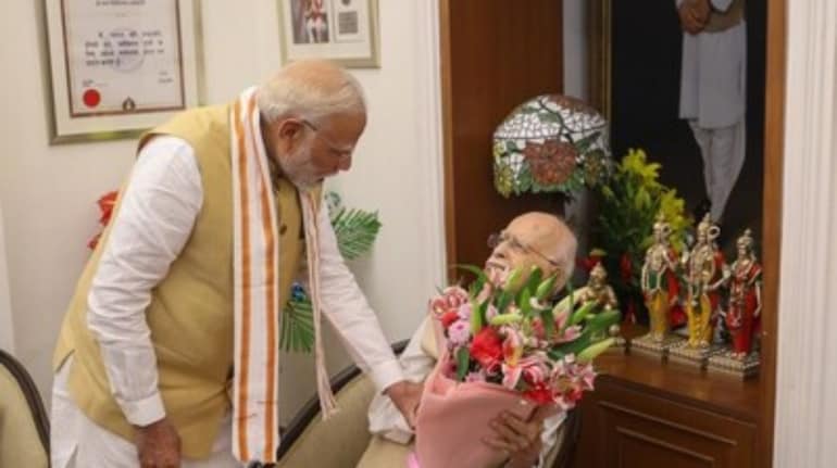 PM Modi extends birthday greetings to senior BJP leader LK Advani ...