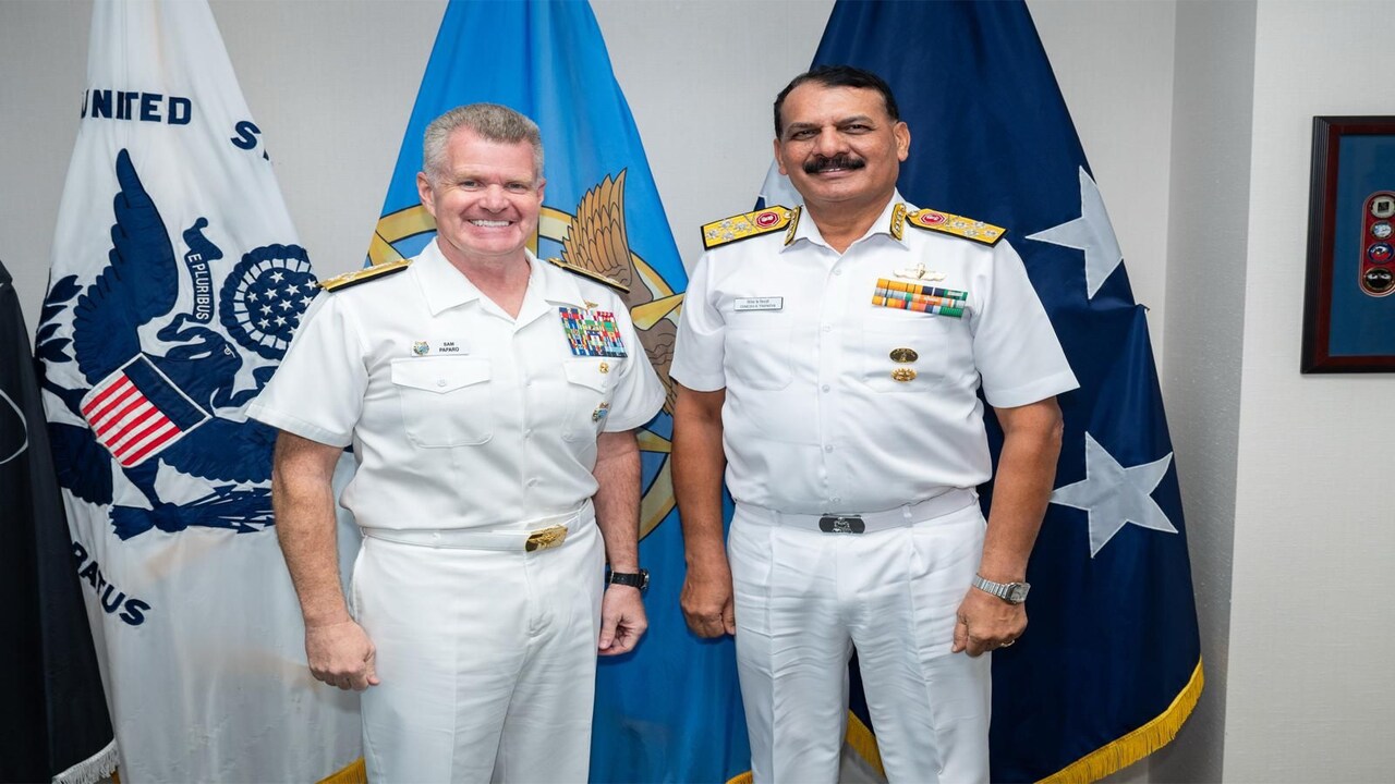 Navy chief Tripathi reviews US destroyer, Pacific Fleet capabilities ...