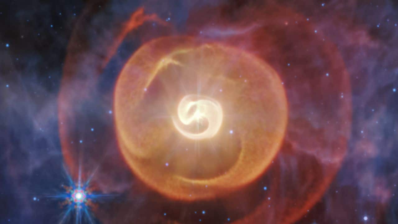 James Webb spots cosmic embryo: Four dust shells spiralling around Apep ...