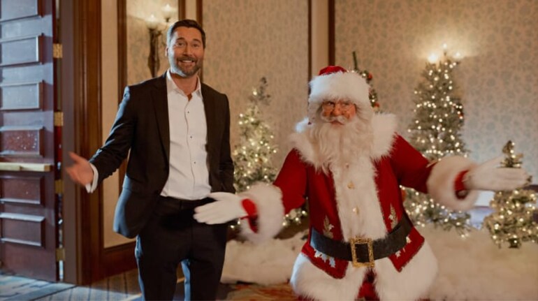My Secret Santa Movie Review: Cozy Christmas fun meets predictable plot ...