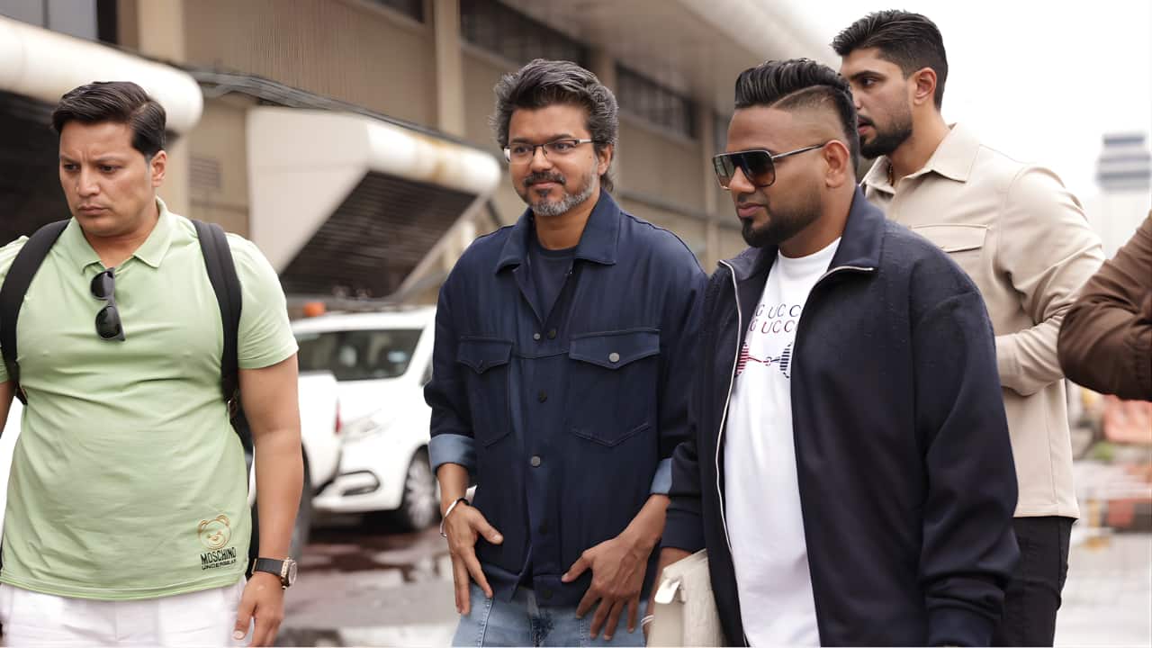 Vijay arrives in Malaysia for Jana Nayagan audio launch, receives grand ...