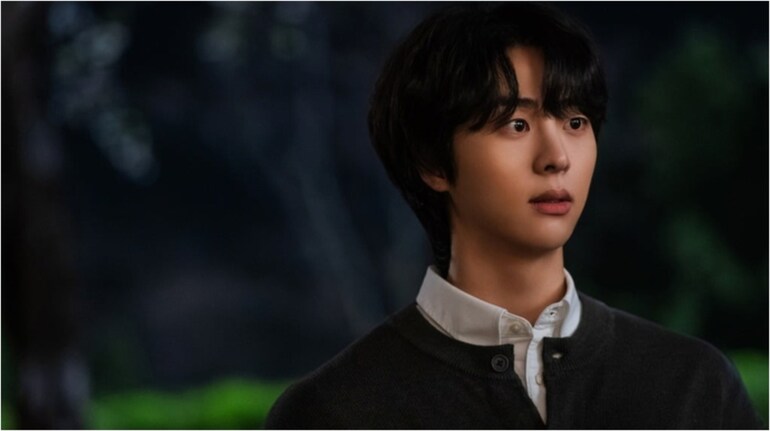 BTS' Jin's lookalike Kim Mu Jun reacts to dating rumours that put him ...