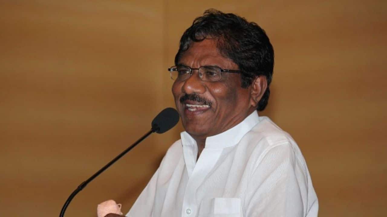 Bharathiraja’s family confirms veteran filmmaker is recovering after ...