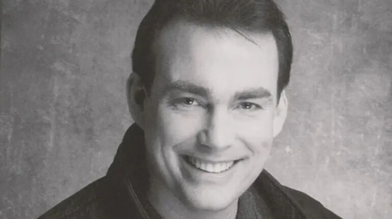 Stand-up comedian and former Police officer John Mulrooney dies at 67