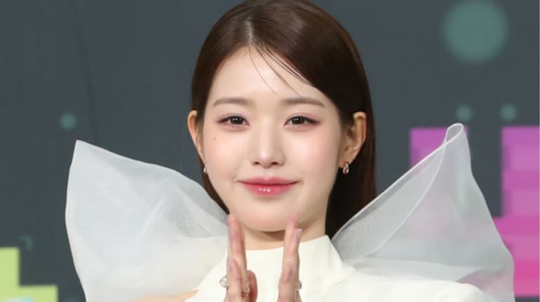 IVE’s Jang Won-young faces backlash in China over Hong Kong ‘country ...