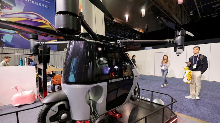 Self-driving tech, AI take center stage at CES as automakers dial back ...