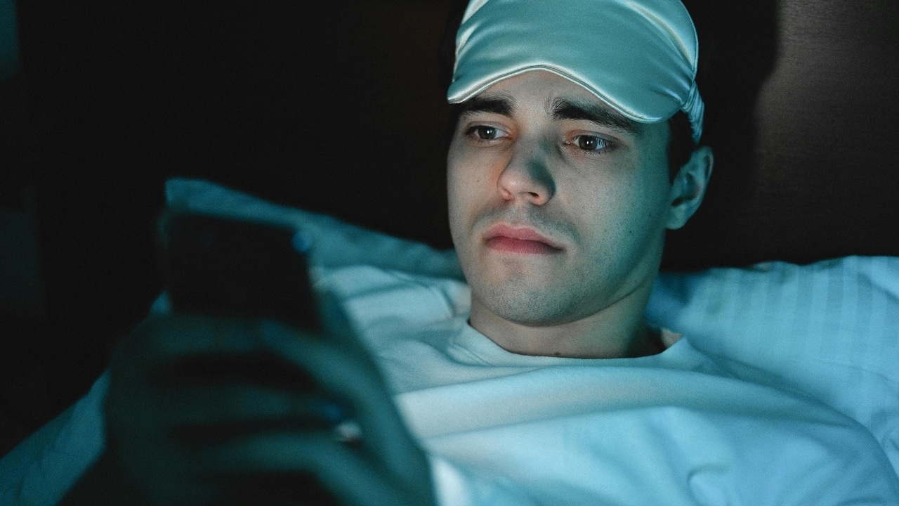 Poor sleep deadlier than unhealthy diet or inactivity, warns study