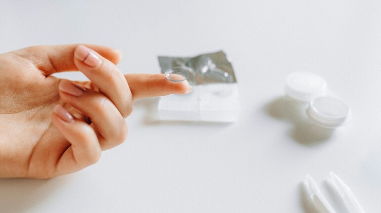 Contact lenses users beware of Acanthamoeba Keratitis: Symptoms, causes ...
