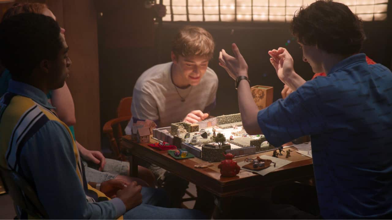 Stranger Things cast get emotional in new Netflix documentary 'One Last ...