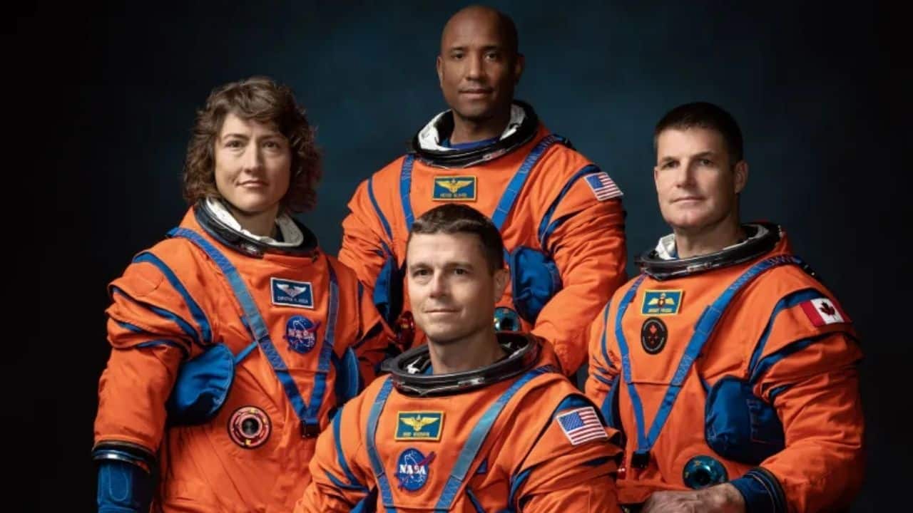 Meet the Artemis II crew: The moonbound astronauts set to carry ...