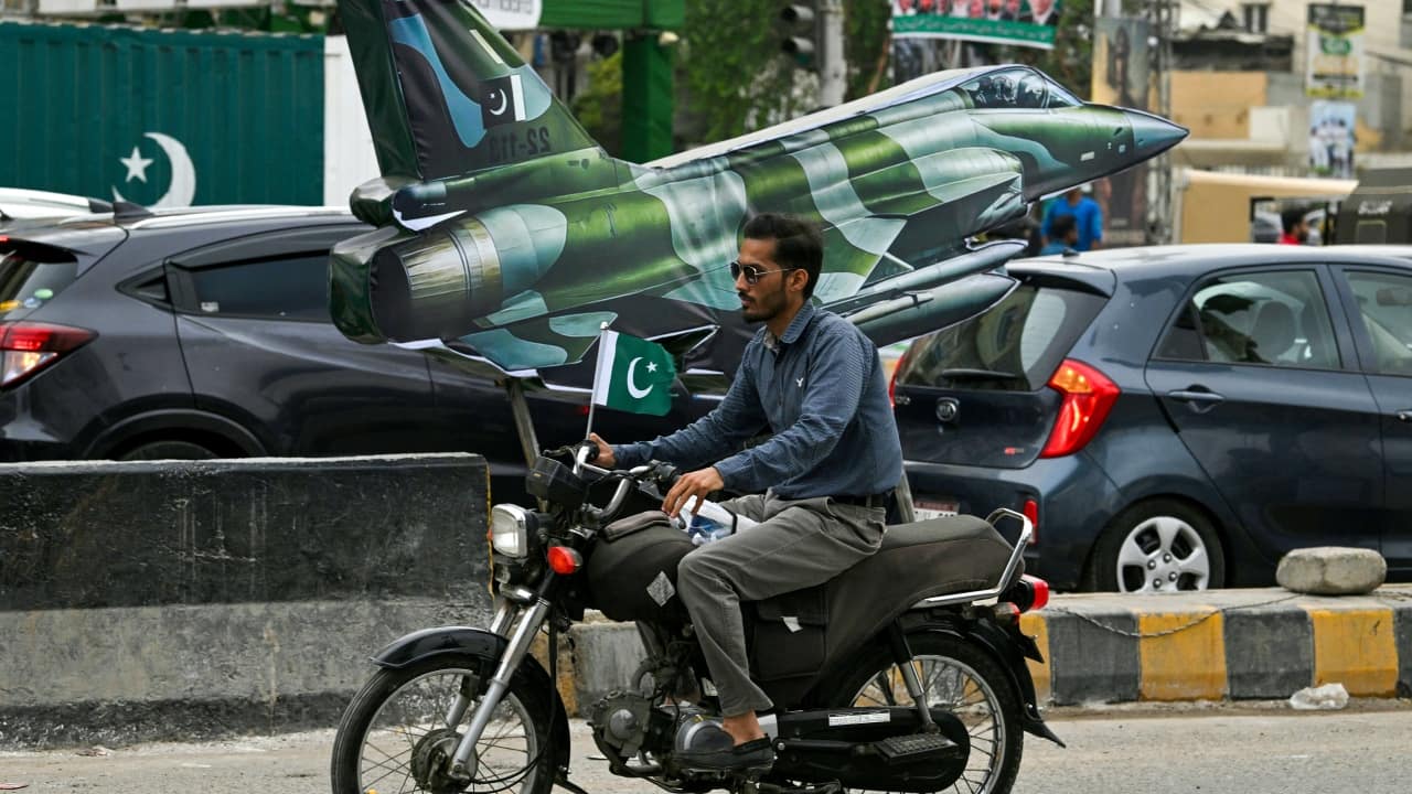 Pakistan’s fighter jet fantasy: Why Asim Munir's JF-17 sales pitch is ...