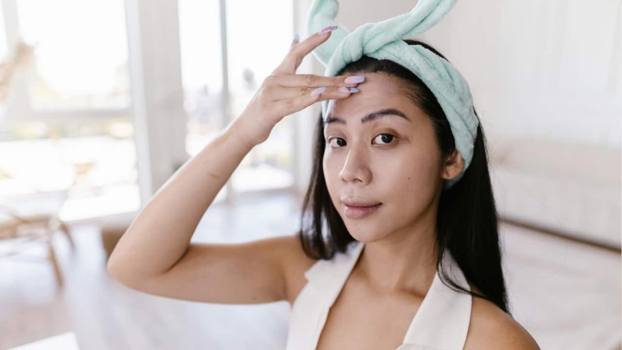 Dry air and exposure to heaters make pigmentation more visible on skin ...