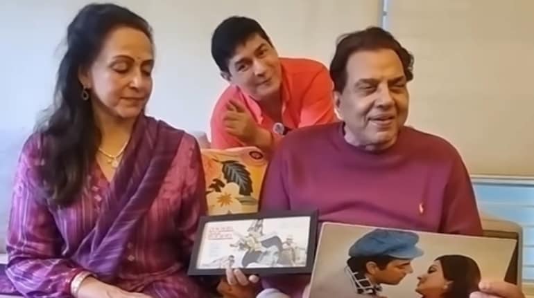 Dharmendra's dance video with Hema Malini months before his death goes ...