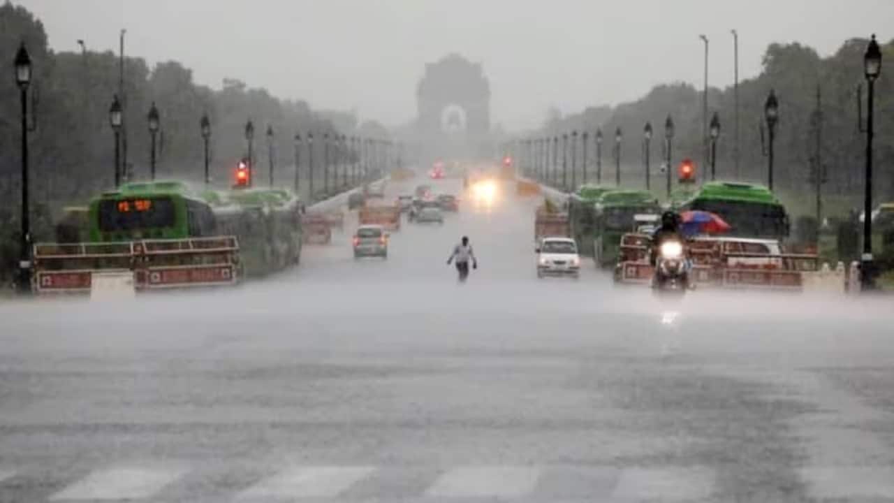 Delhi on red alert as severe thunderstorms trigger rain and flight chaos