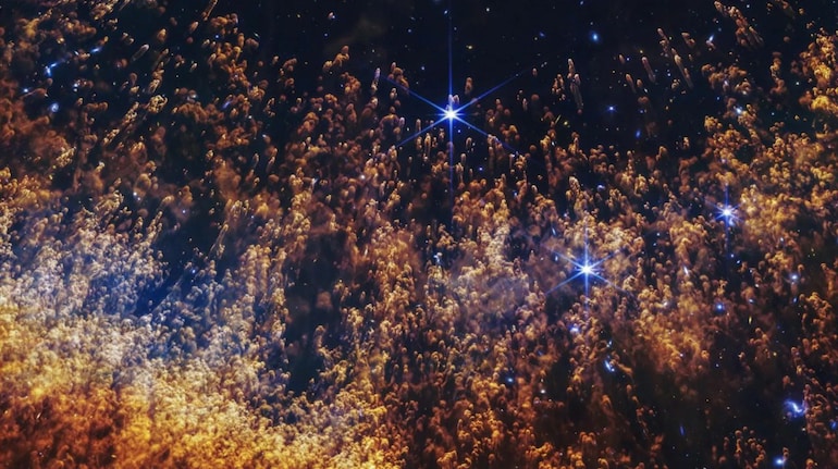 NASA's James Webb Telescope captures cosmic ‘Eye of God,’ showcasing ...