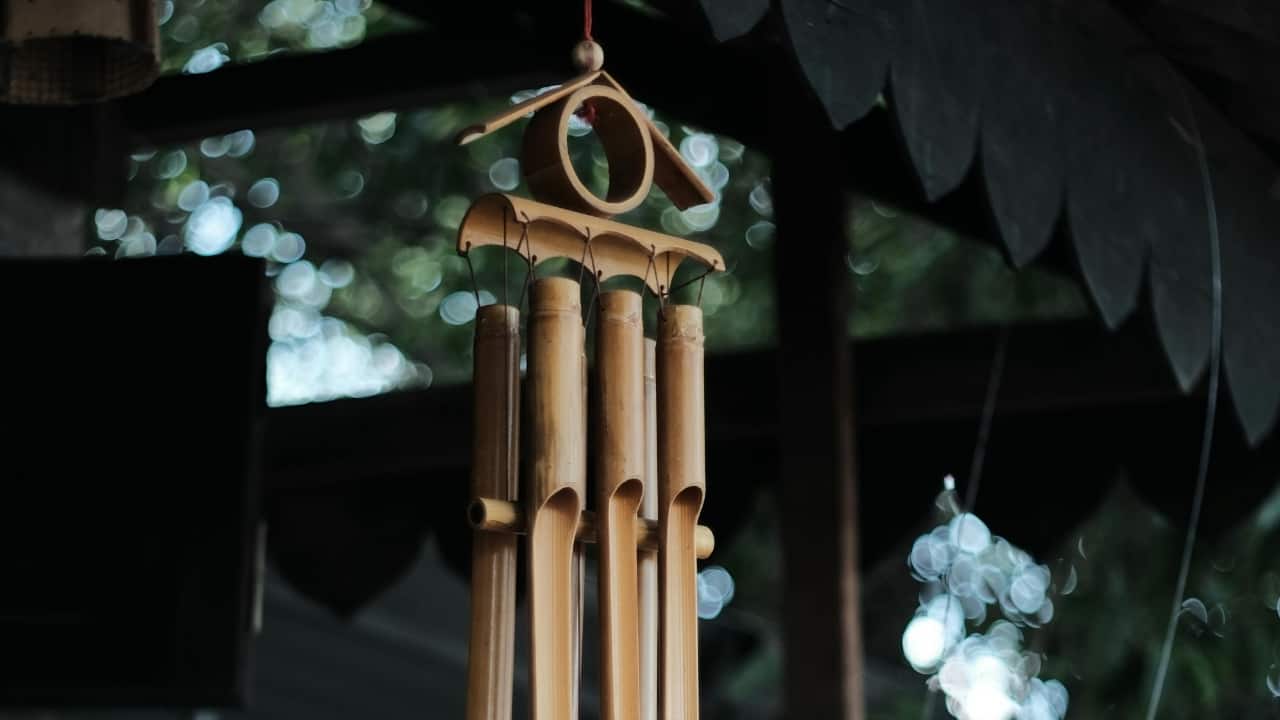 5 wind chimes to bring love and luck in your life, according to Vastu