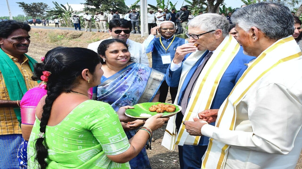 Bill Gates tastes Andhra snack punugulu during visit to Vijayawada ...