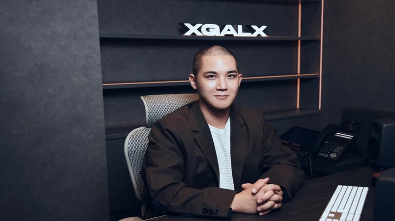 Former Dalmatian member and XG producer Simon JAKOPS arrested in Japan ...