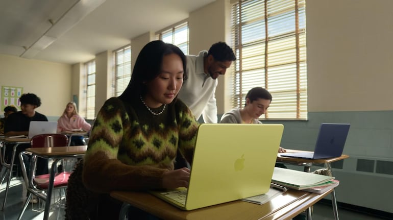 Apple MacBook price drops to Rs 60,490 in Vijay Sales Back to School sale